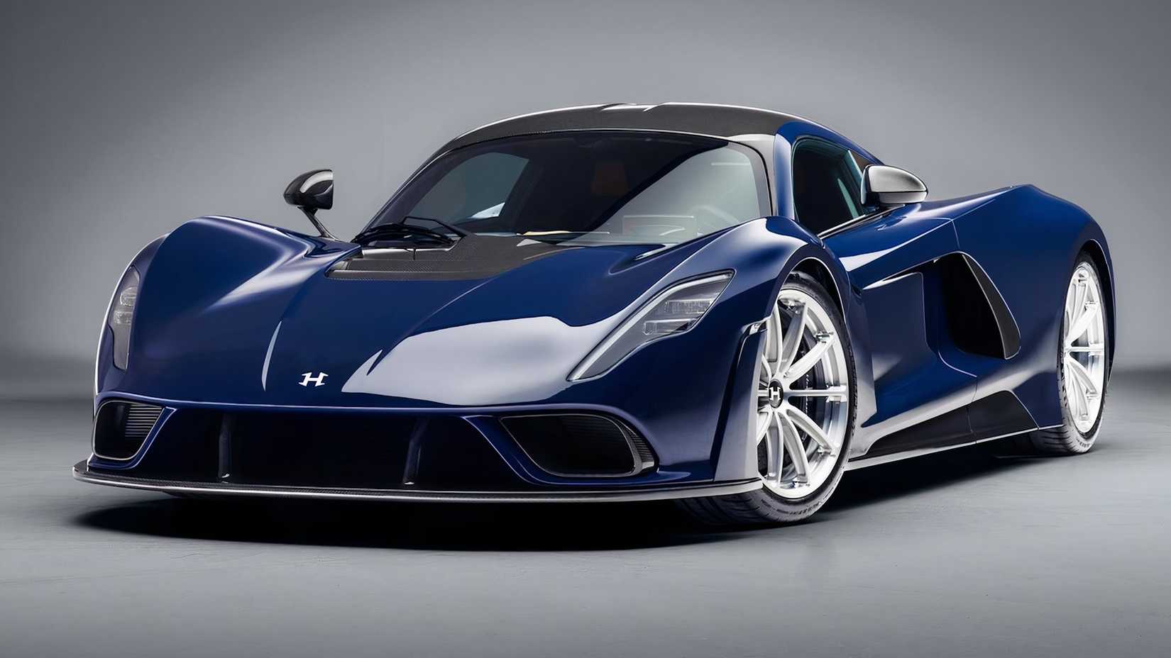Evolution of American Supercars: From Vector W8 to Modern Hypercars