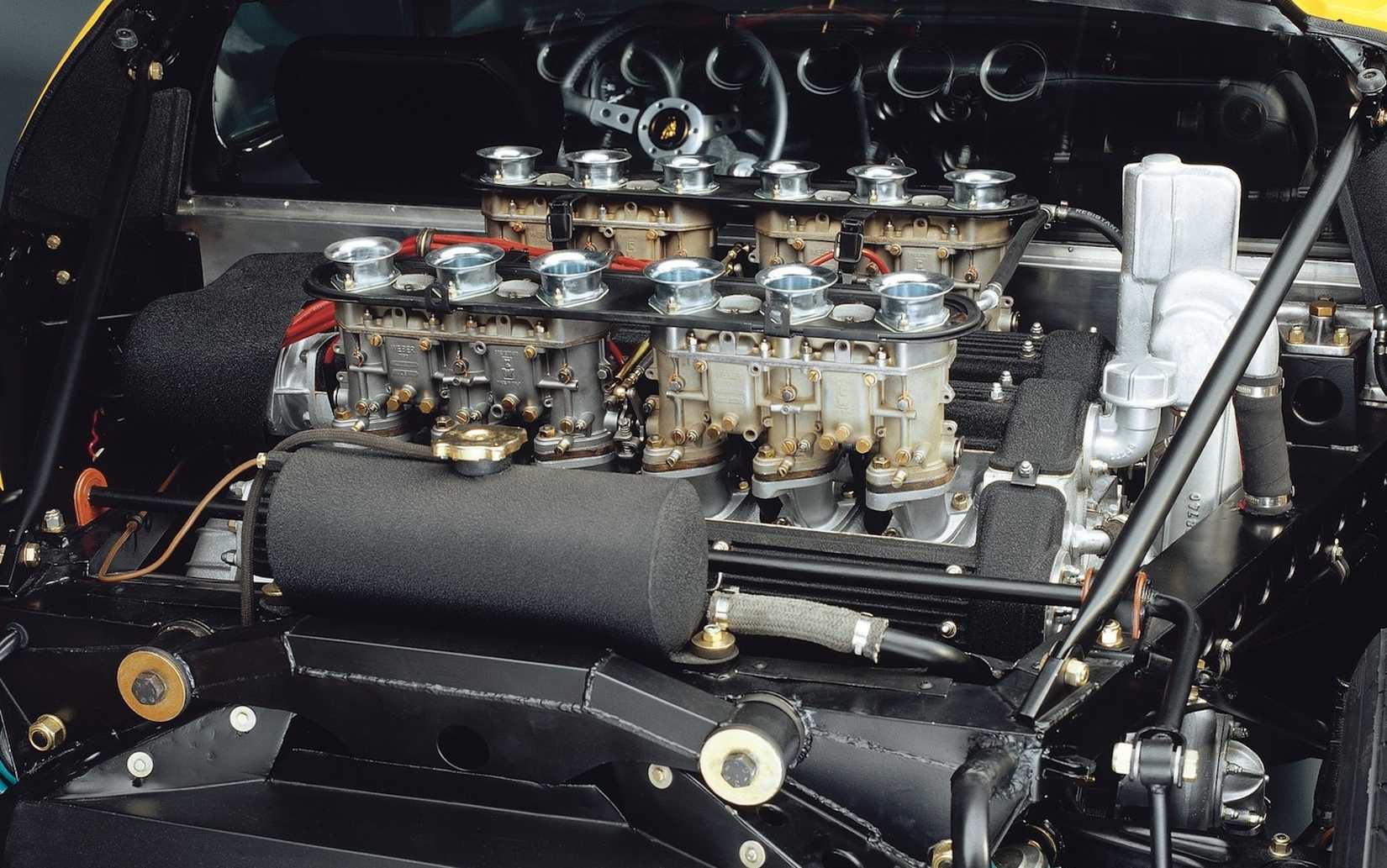 This Supercar Had The Only Tranverse V12 In History