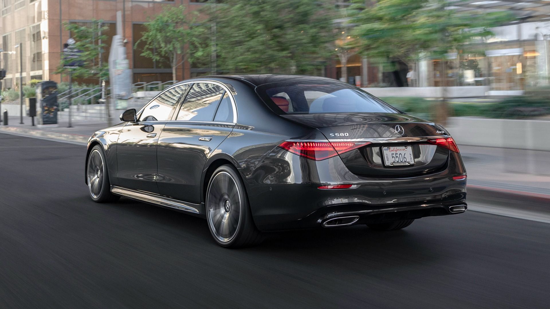 Mercedes Reducing S-Class Production To Match Waning Demand