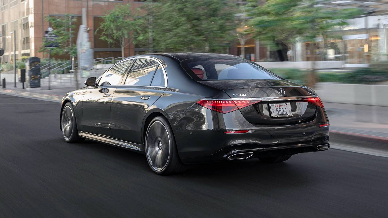 Mercedes Reducing S-Class Production To Match Waning Demand