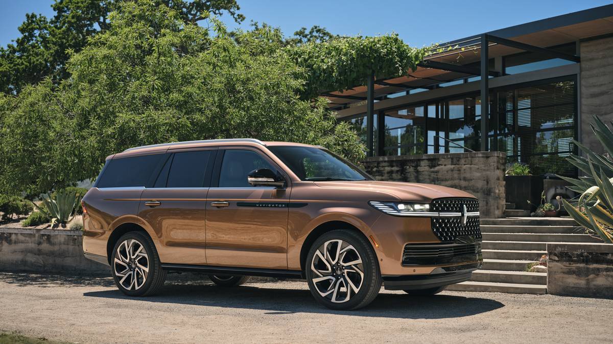 2026 Lincoln Navigator Pricing, Photos & Specs