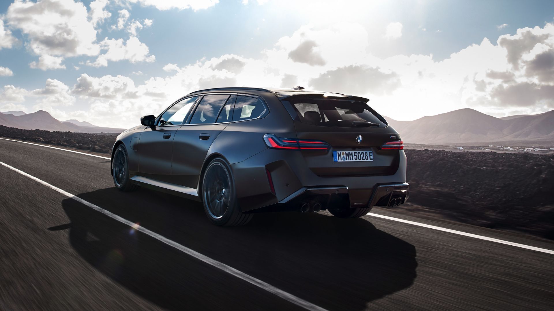2025 BMW M5 Touring - Photos Exterior | CarBuzz
