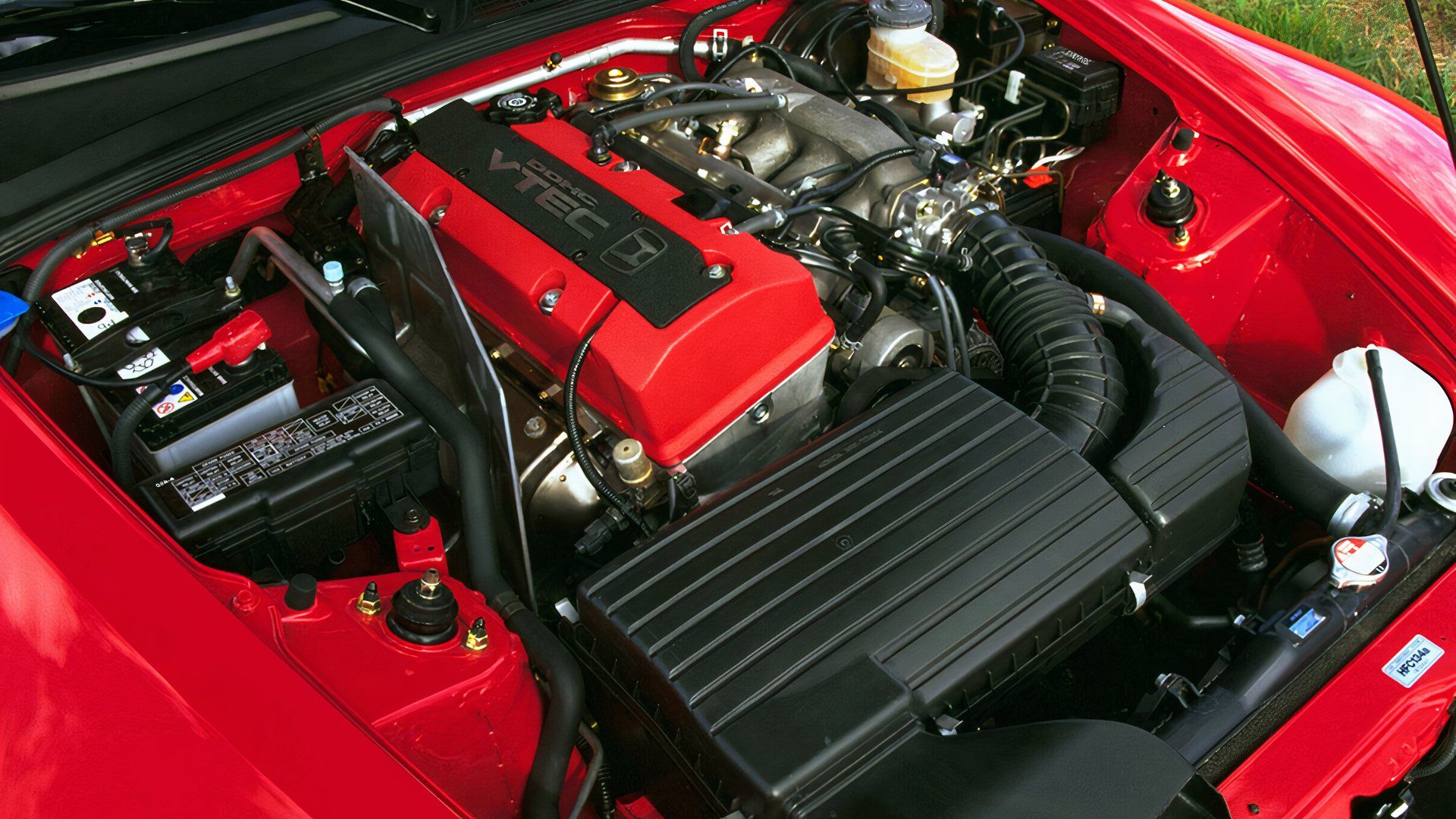 Why A Boxer Is Better Than An Inline Engine