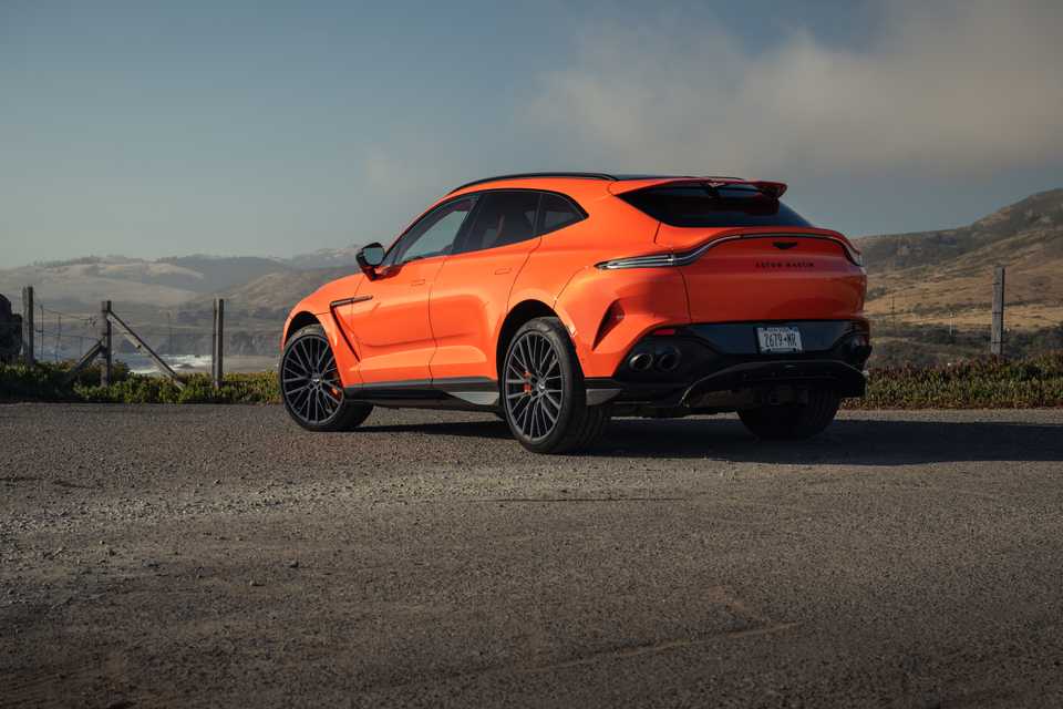 2025 Aston Martin DBX707 Pricing, Photos & Specs
