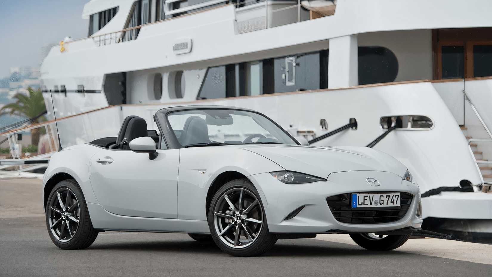 Mazda Keeps The 2025 MX-5 Miata Under $30k For At Least One More Year