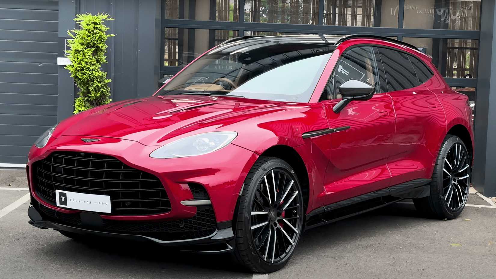 10 Red SUVs With Expensive Paint Jobs