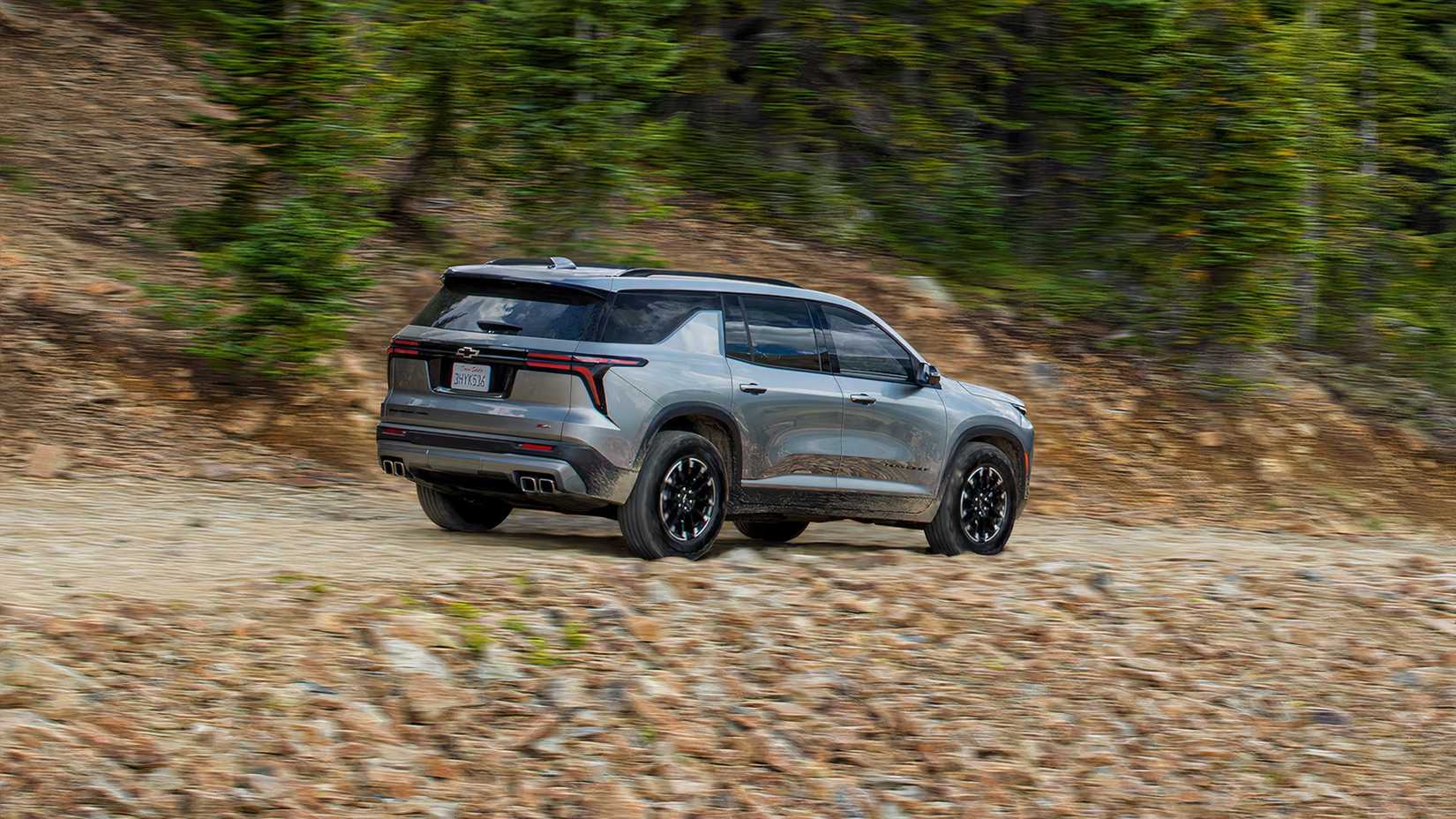 2024 Chevrolet Traverse RS Test Drive: Mid-Size Crossover With Full ...