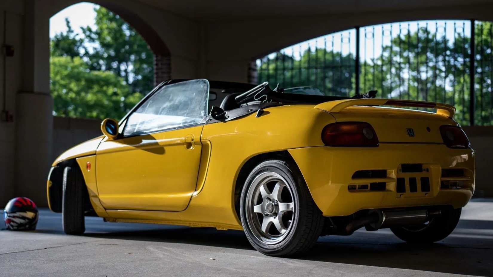 The Honda Beat Sports Car Is An Affordable Alternative To Getting An S2000