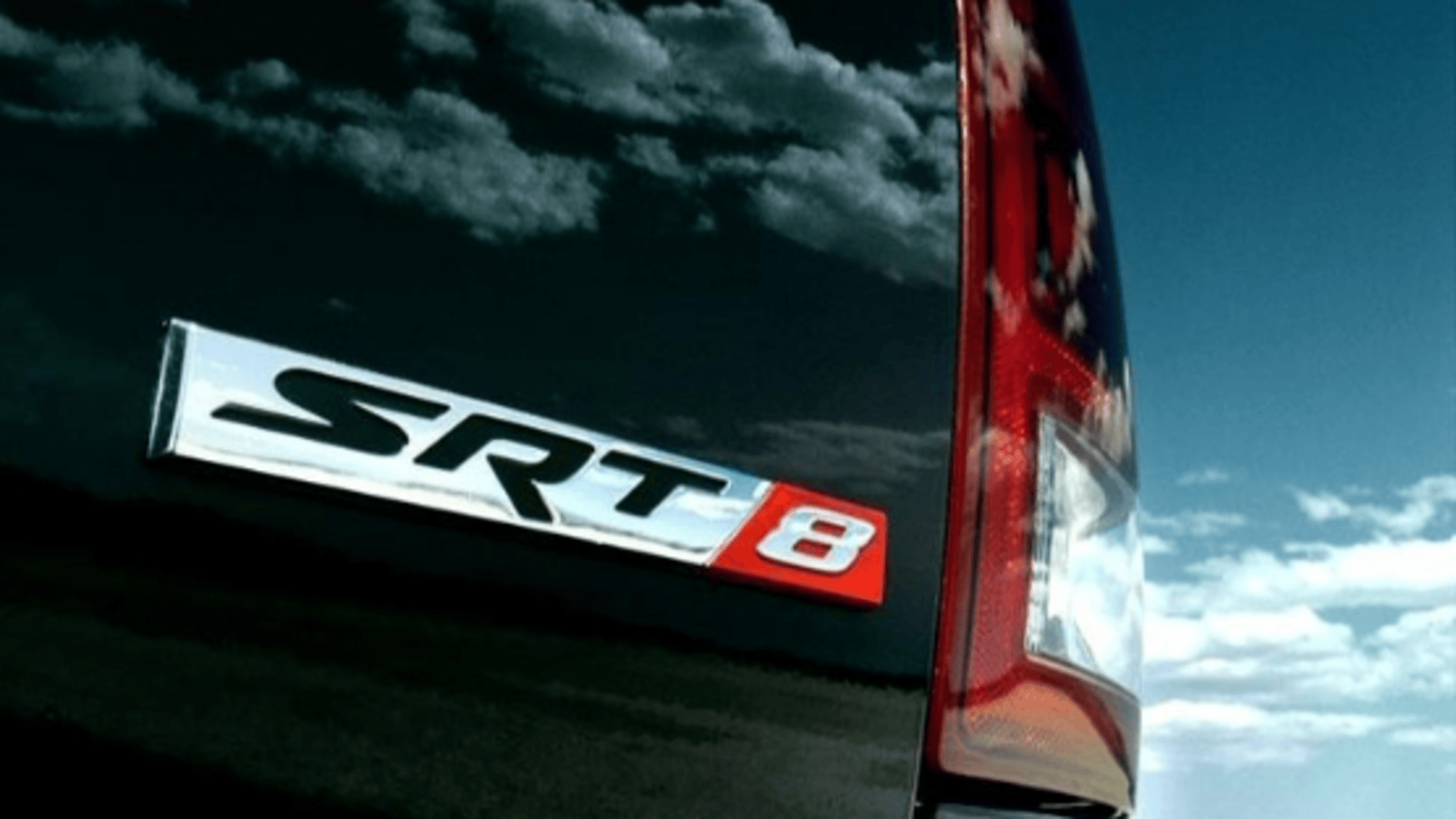 Srt8 Jeep Logo 2013 Jeep Grand Cherokee SRT8 Review (video)
