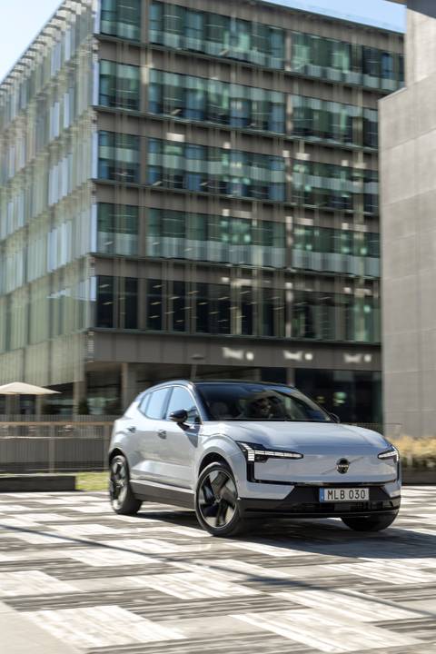 2025 Volvo EX30 Pricing, Photos & Specs