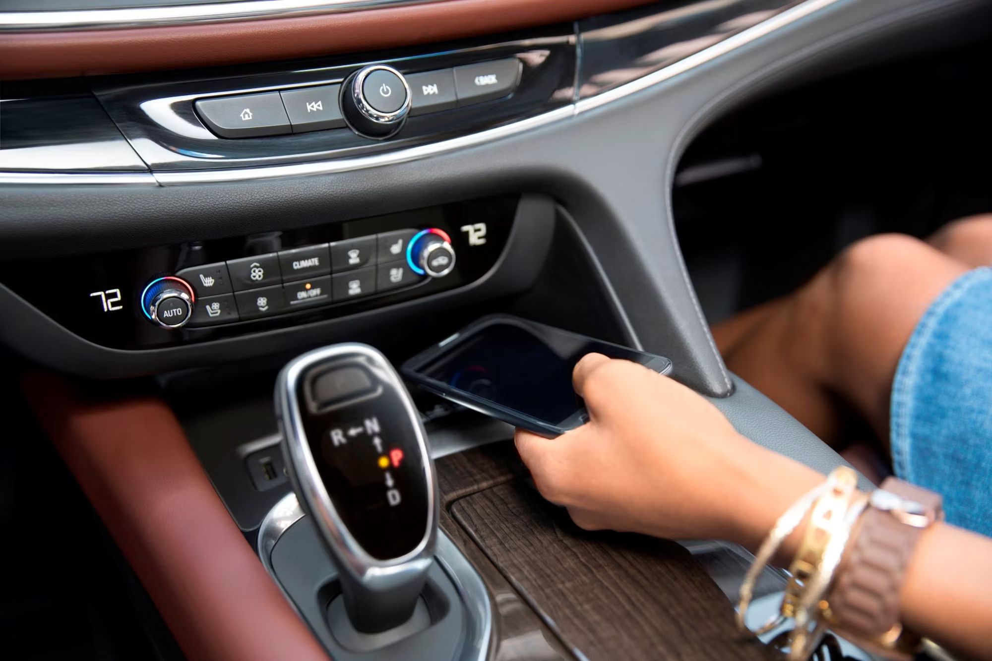 The Evolution Of In-Car Media And Infotainment