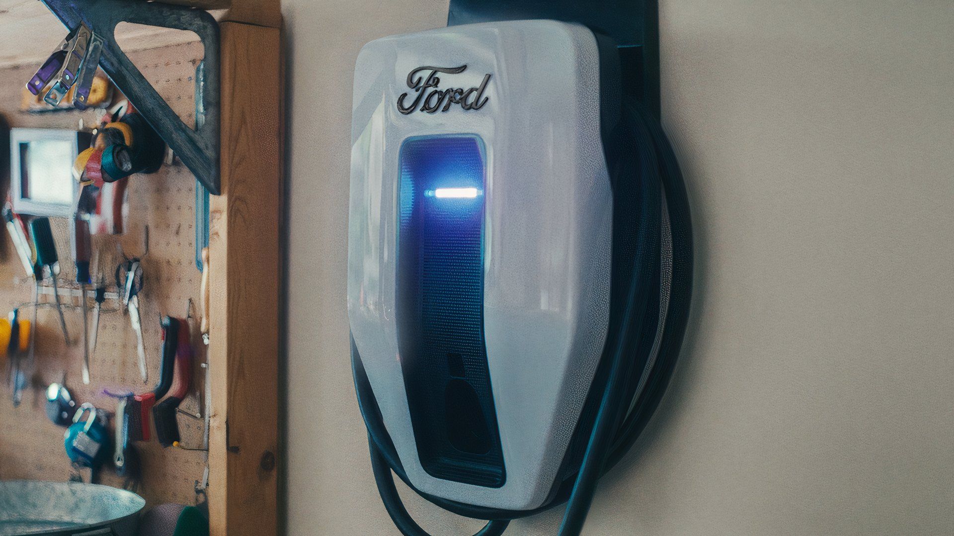 Ford Extends Free EV Charger Offer Into 2025