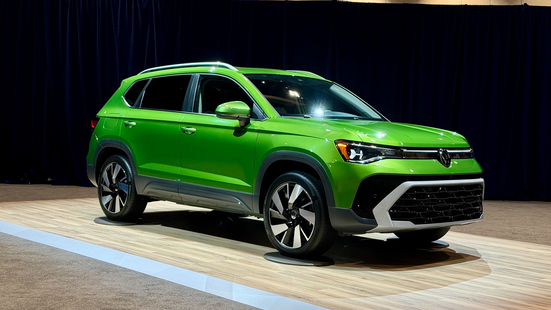 2025 Volkswagen Taos Specs & Trims