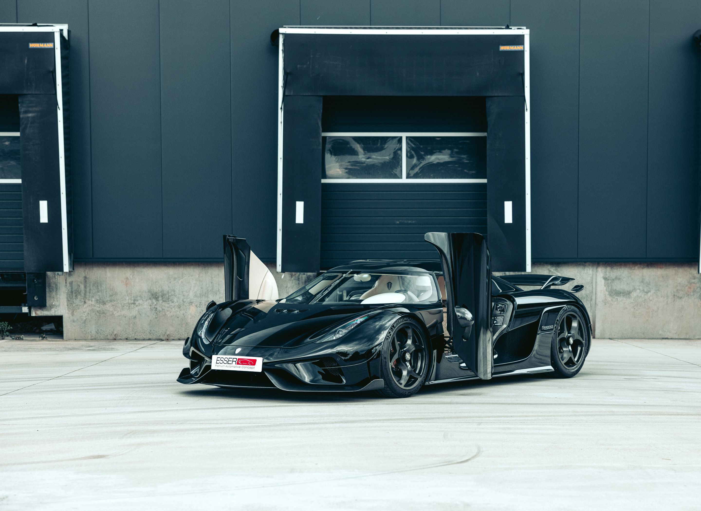 The Unconventional Design Of The Gullwing Door Explained