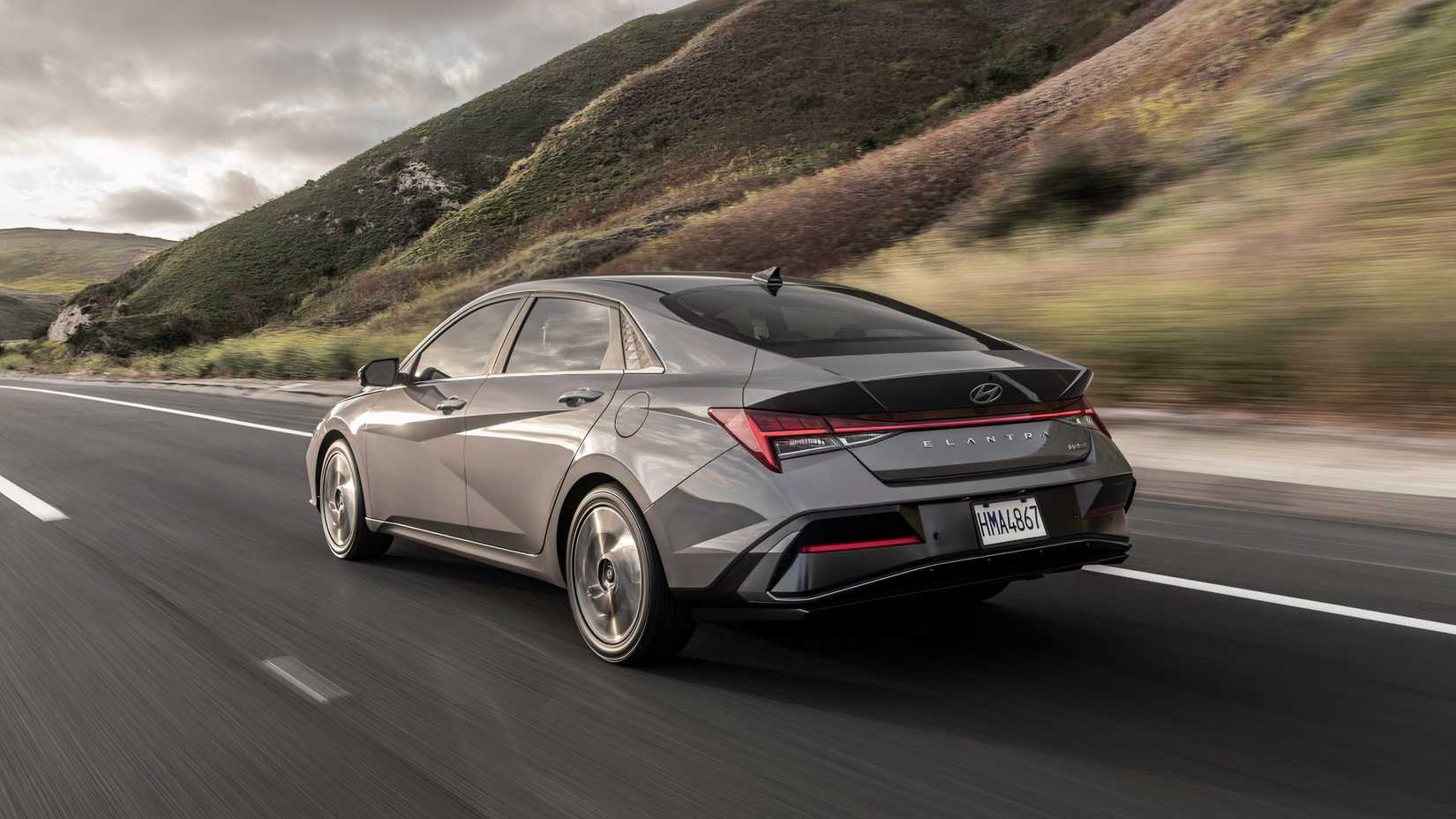 2024 Hyundai Elantra Images: Interior And Exterior Gallery