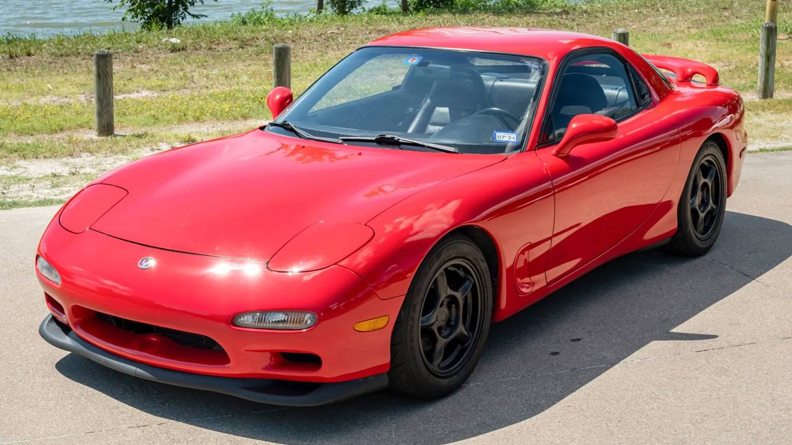 10 Red Sports Cars That Shouldn’t Be Painted Any Other Color