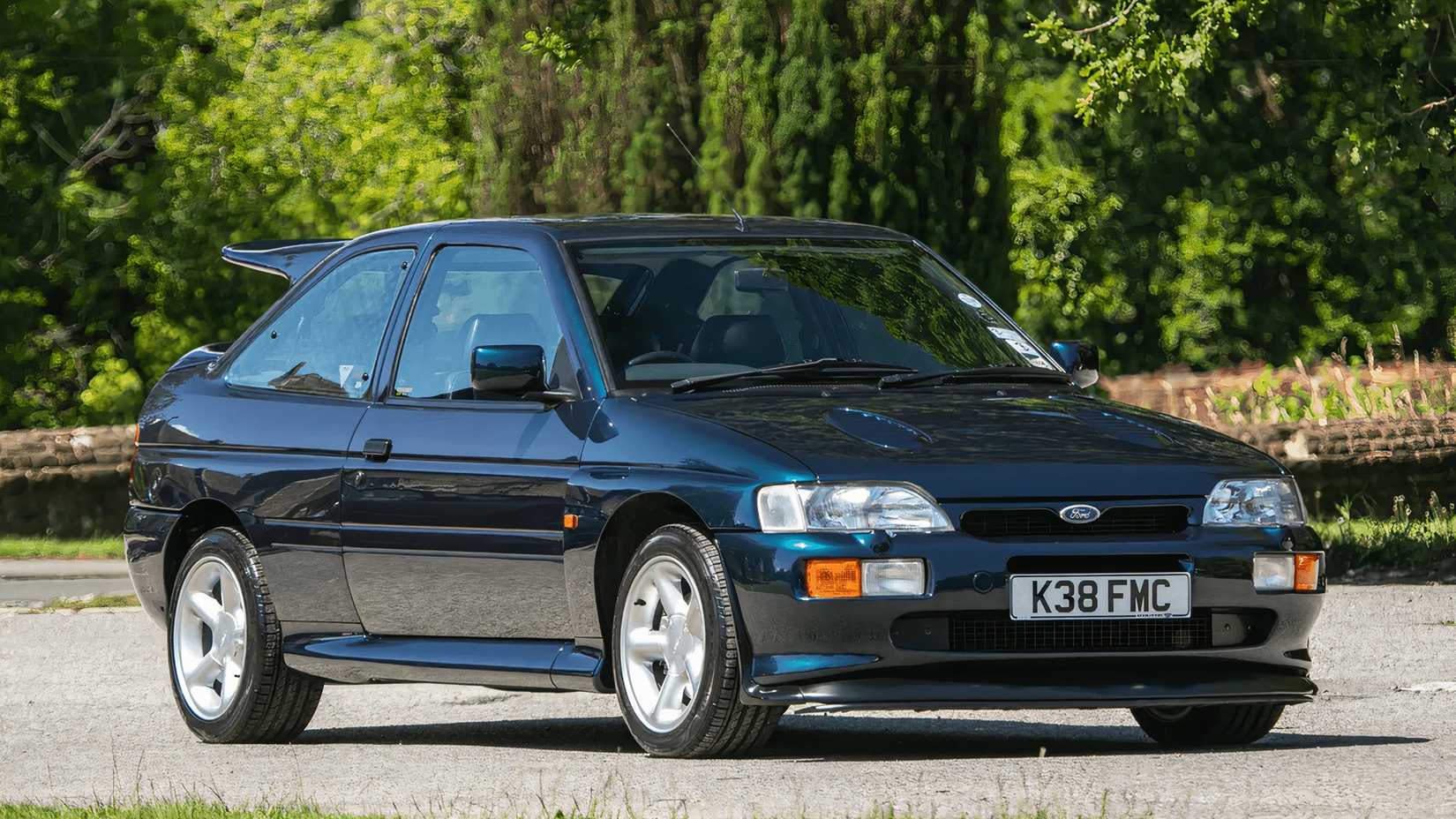 Here's Why The Escort RS Cosworth Costs More Than A Brand-New Mustang ...