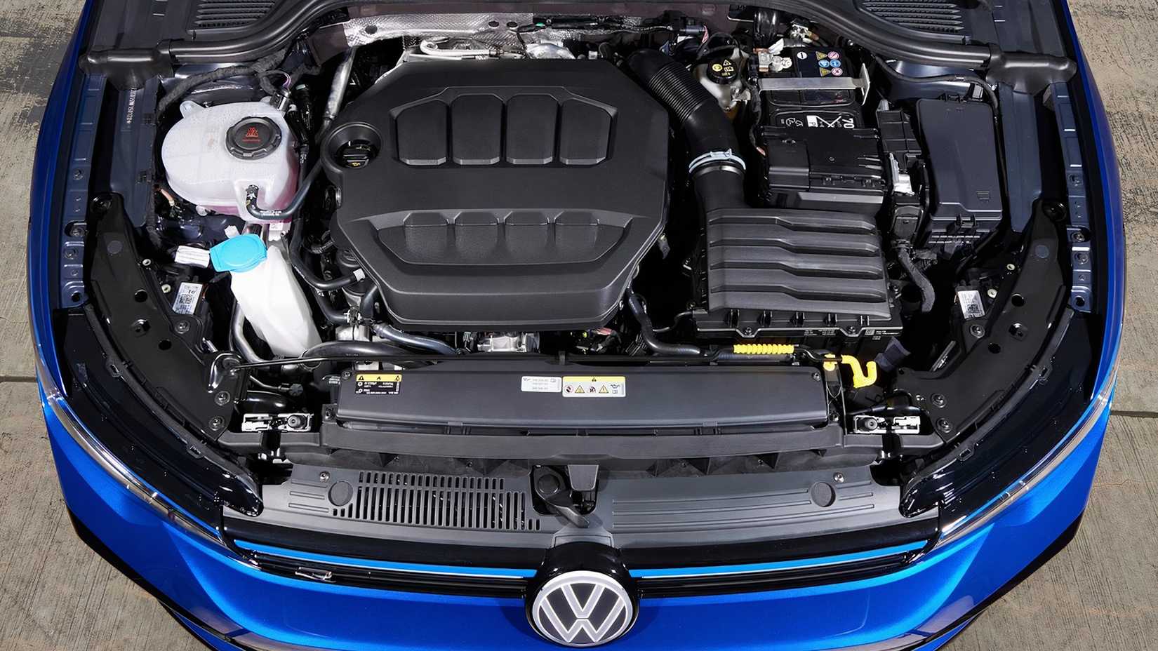 Engine Showdown: Mercedes-Benz's M139 Vs. Volkswagen's EA888