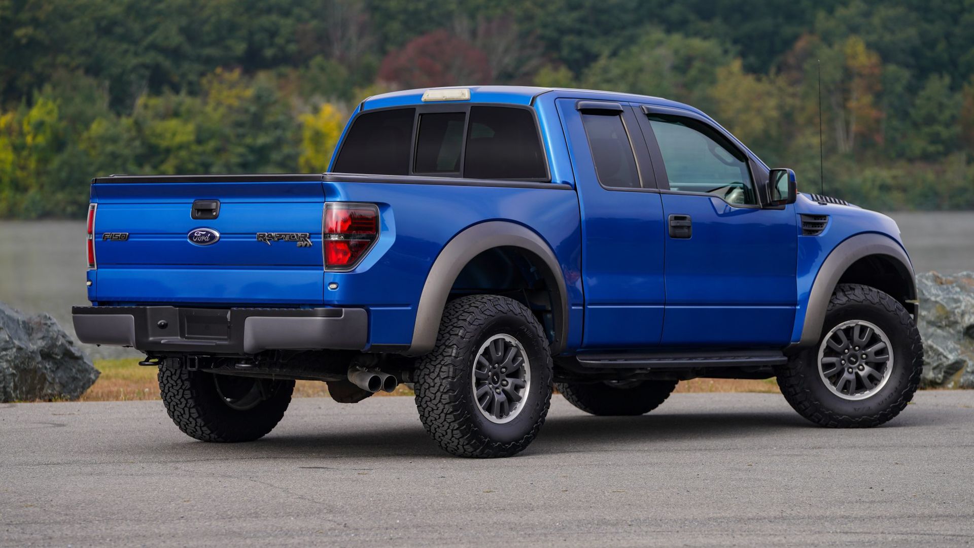 2010 Ford SVT Raptor Pricing, Photos & Specs