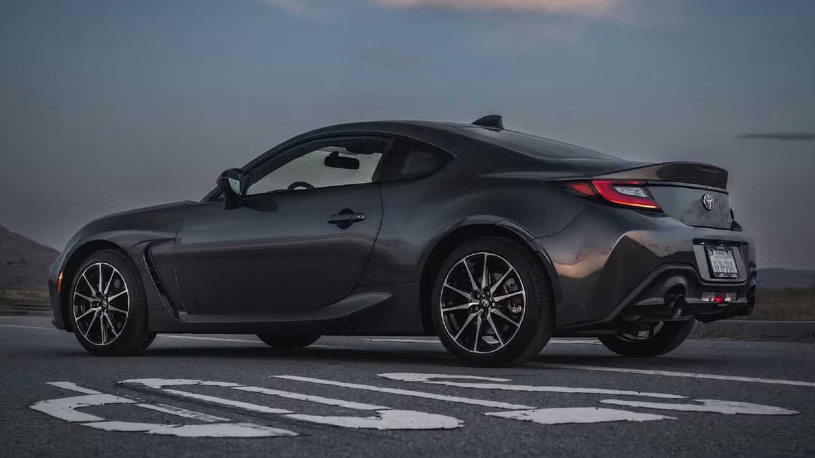 How Toyota Can Save The Supra If The BMW Z4 Is Killed Off