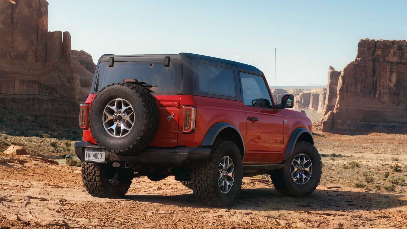 2024 Ford Bronco Interior and Exterior Photo Gallery