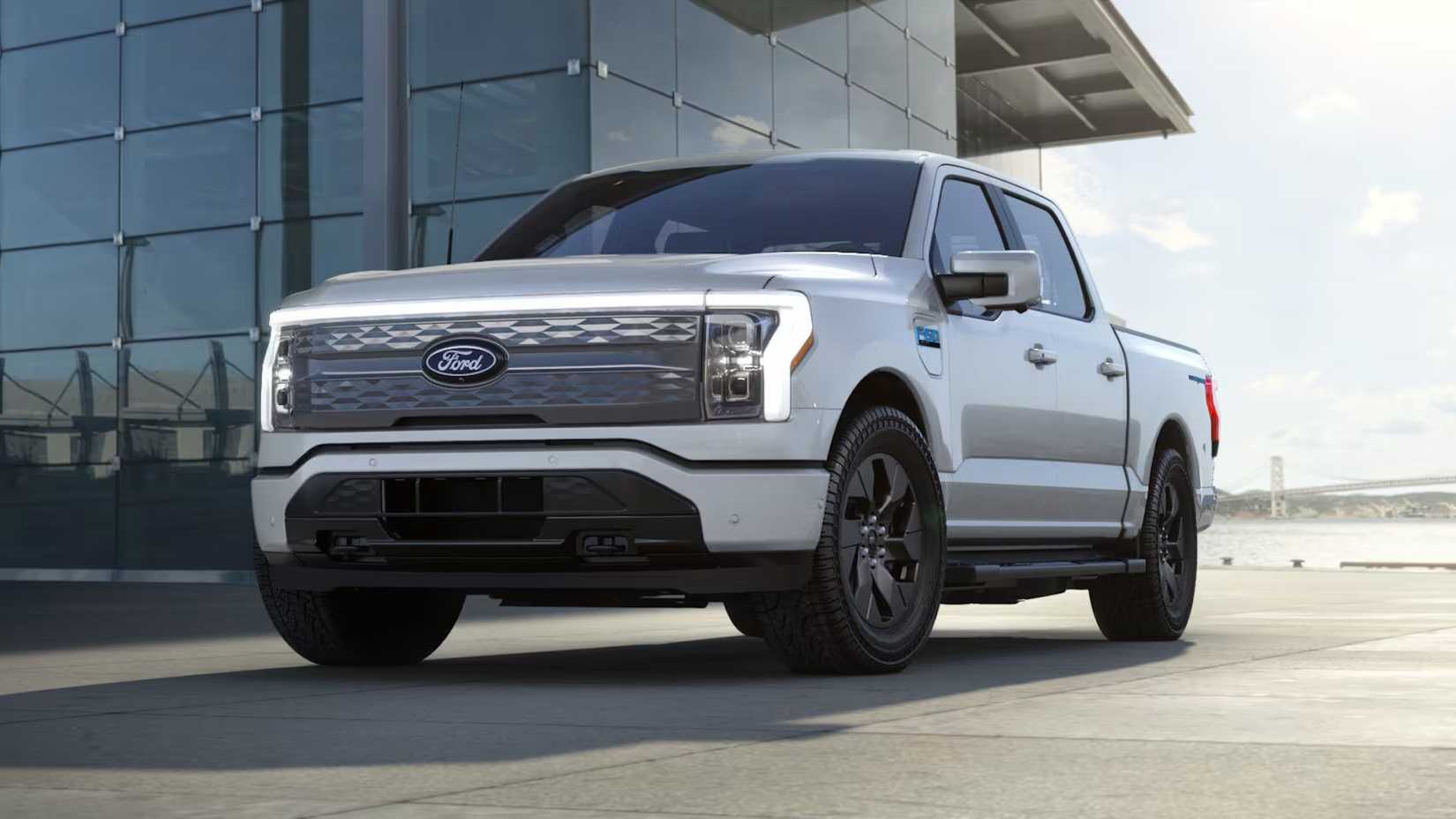The F-150 Lightning Took On Other Sports Trucks And Created A Legacy