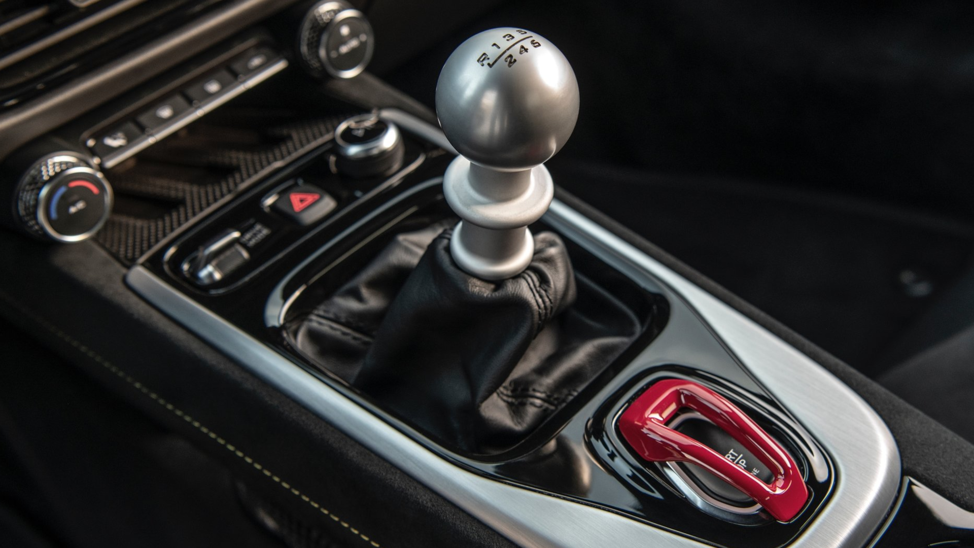 Why The Manual Transmission Is Much More Popular In Europe Than The USA
