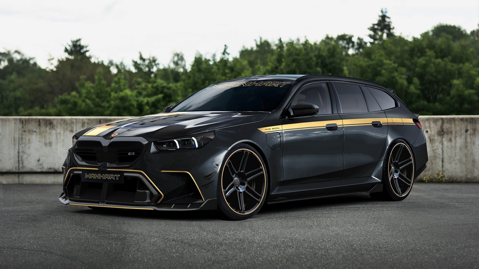 The Madmen At Manhart Make Massive M5 Upgrades