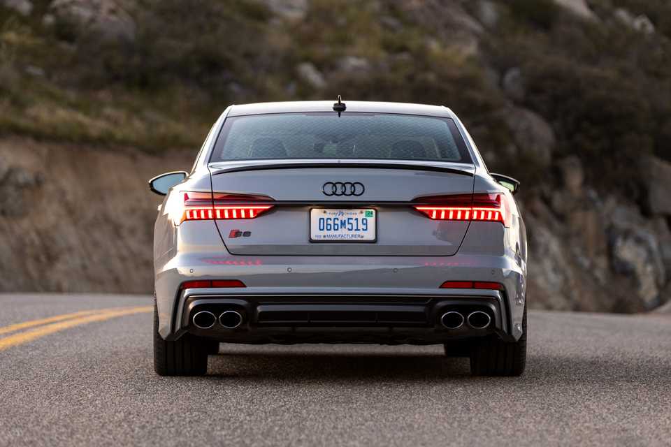 2025 Audi S6 - Overview Pricing, Photos & Specs