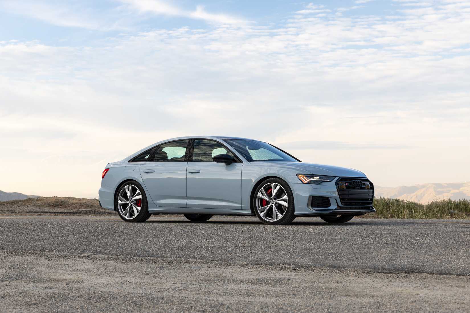2025 Audi S6 - Overview Pricing, Photos & Specs