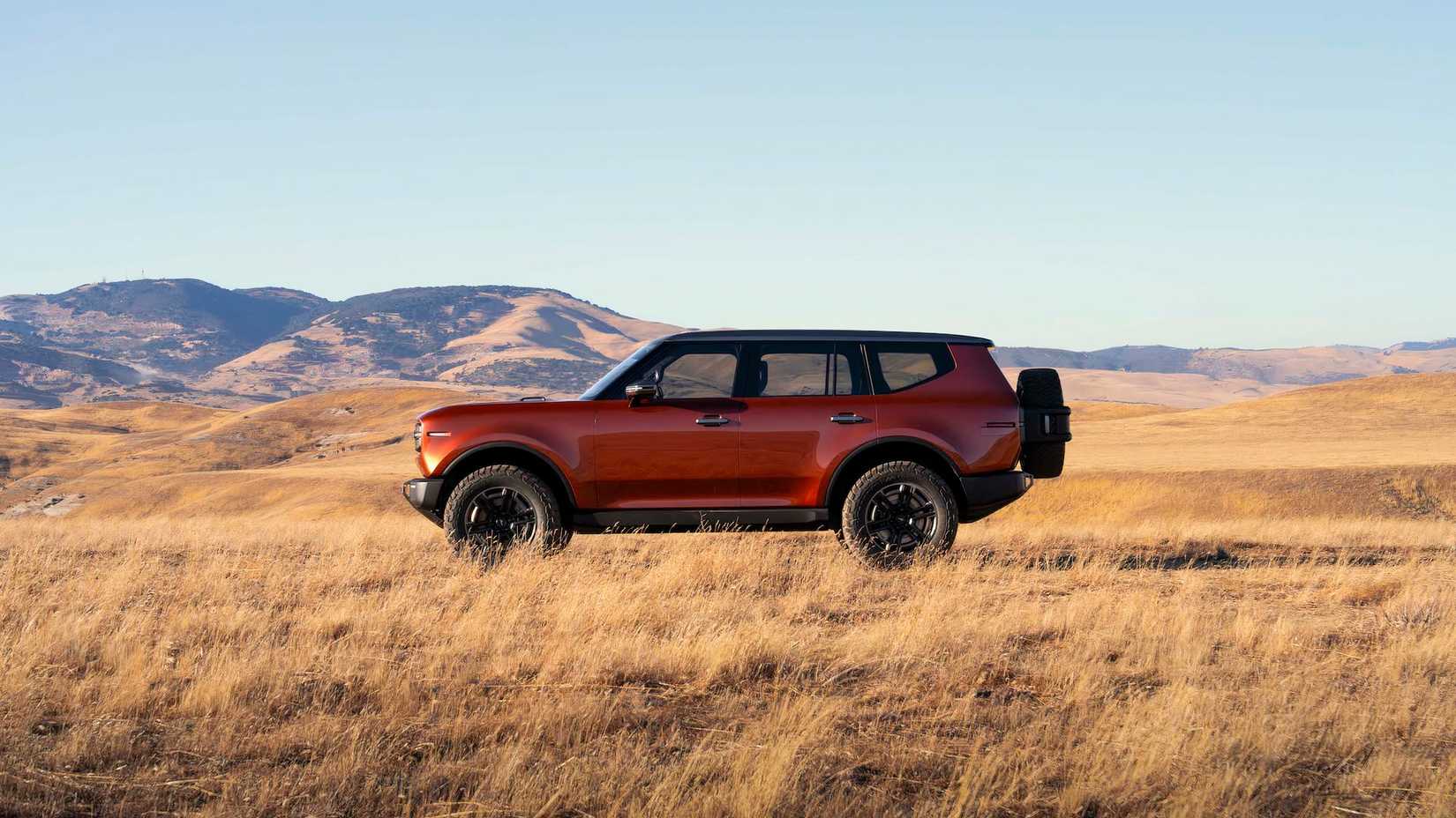 10 Things You Need To Know About The Scout Traveler SUV