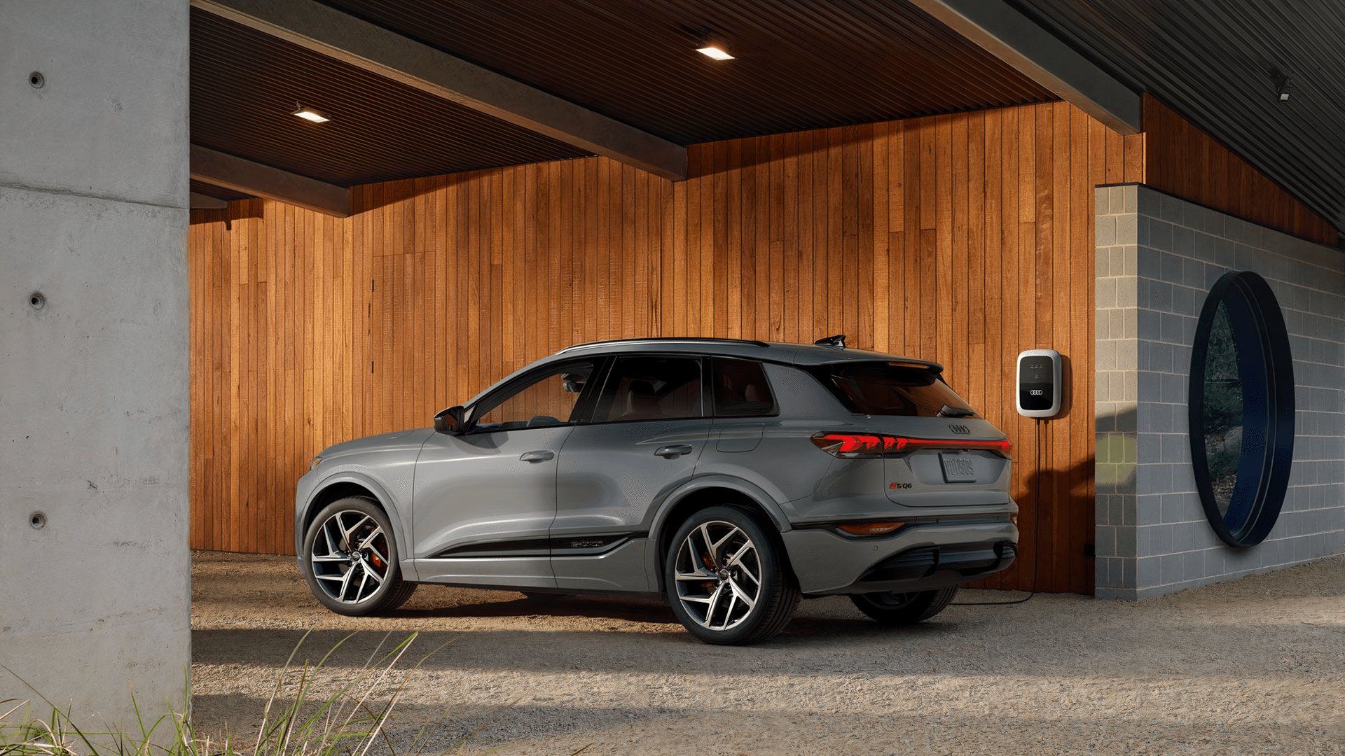 Audi Q6 Sportback e-tron Revealed Alongside Sporty SQ6 Sportback