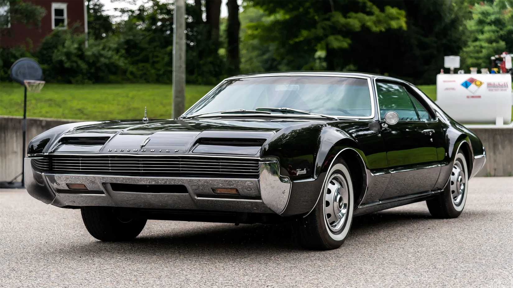 How The Most Powerful Front-Wheel Drive Car Ever Conquered Torque Steer