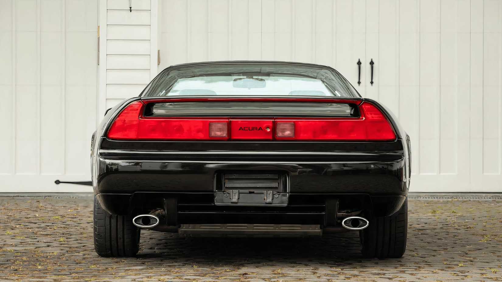 Revving to the Top: The World's First Daily Supercar's High-Revving V6 ...