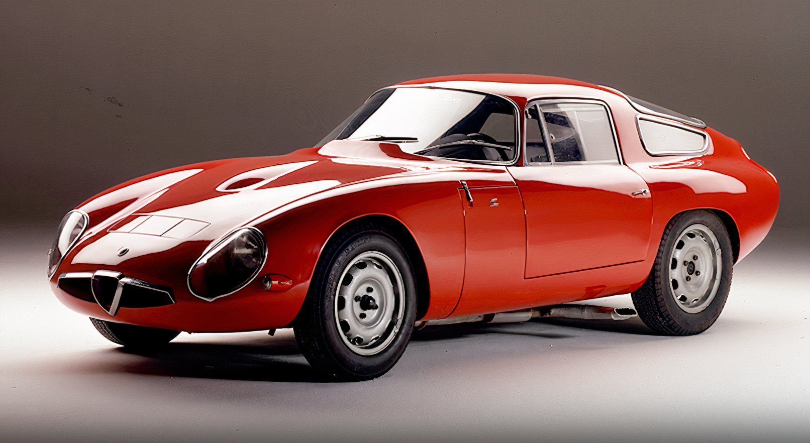 Beauty And Brawn: 10 Of The Best Alfa Romeo Sports Cars