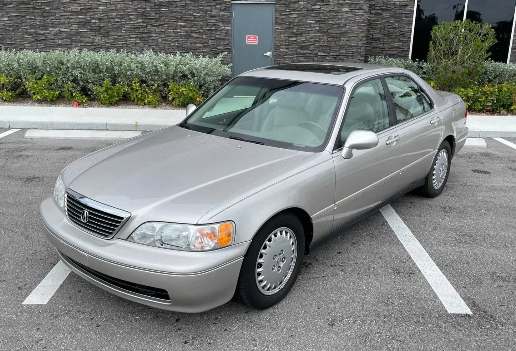 The Honda Luxury Car Brand Built To Take On Germany's Finest