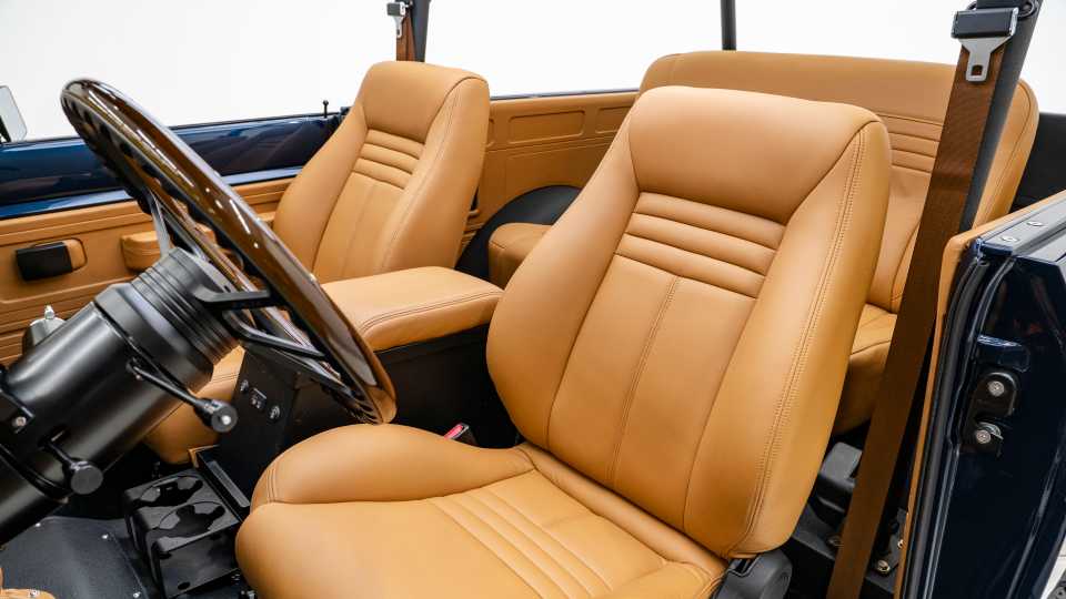 V8-Powered Scout II Restomod Flips The Bird At VW's Electric Scout Revival