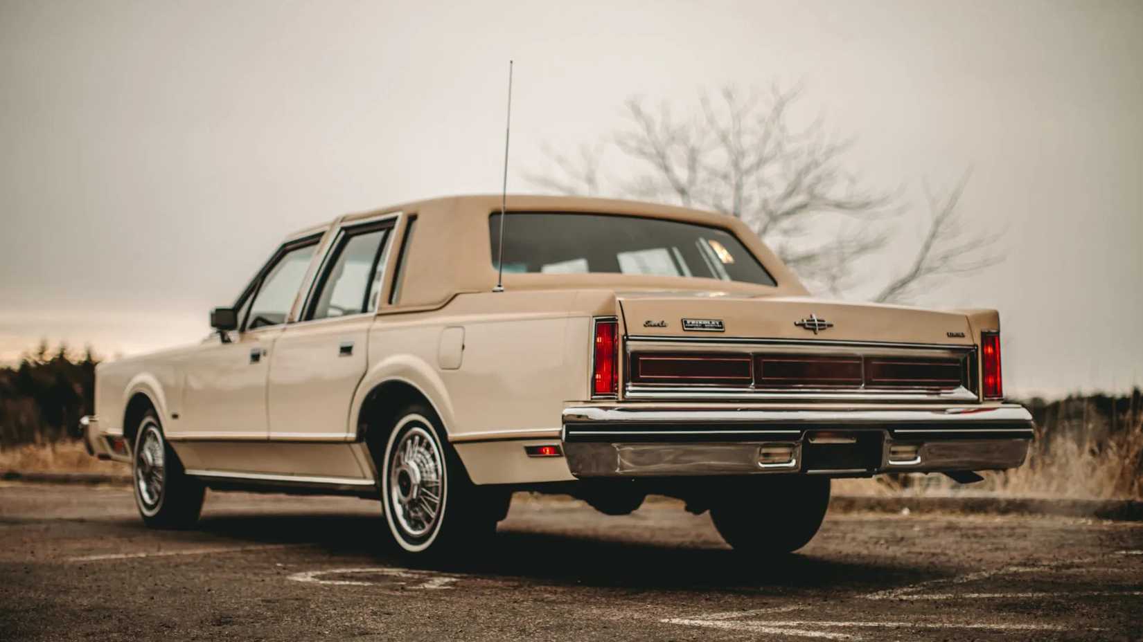 Elegant Highest Mileage Lincoln Town Car Imagesnull