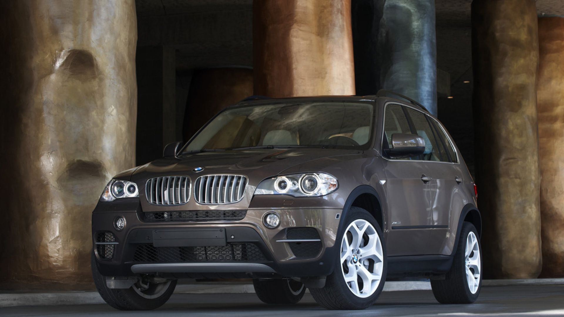 2010 BMW X5 - Overview | CarBuzz