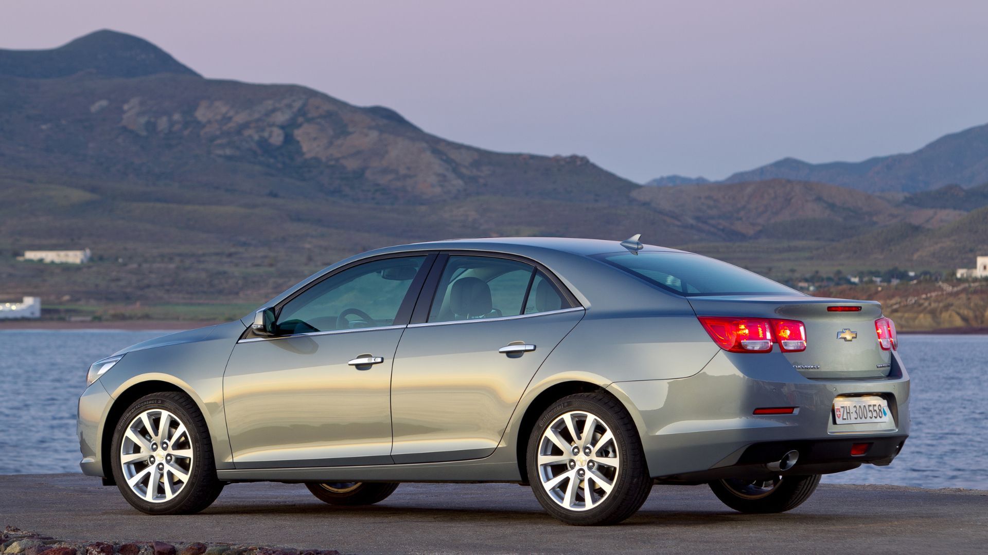 2011 Chevrolet Malibu Exterior Photos
