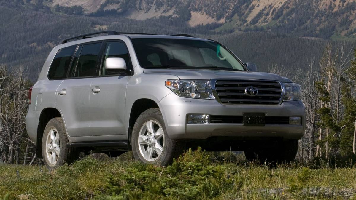 2010 Toyota Land Cruiser Pricing, Photos & Specs