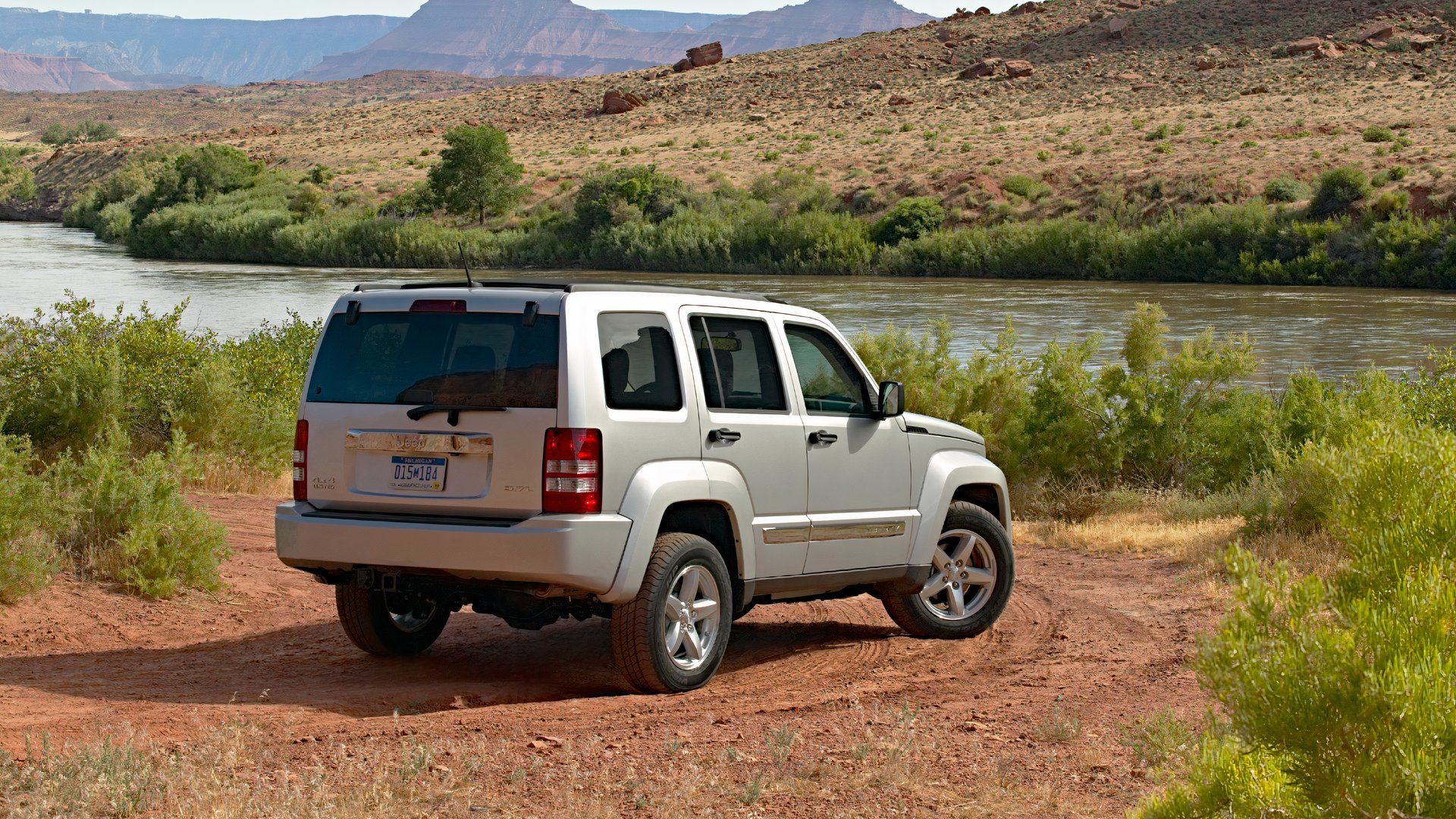 2011 Jeep Liberty Pricing, Photos & Specs