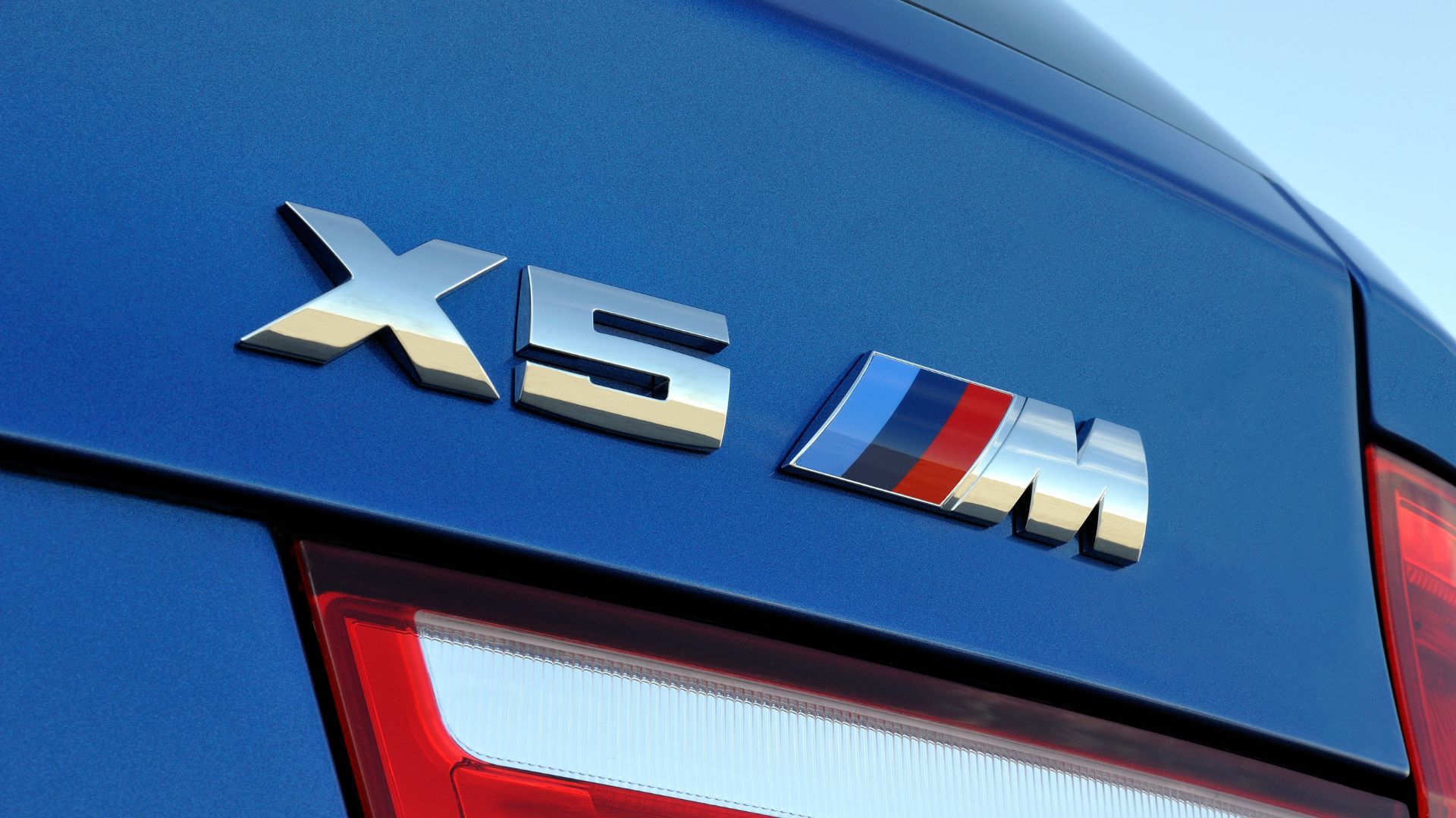 2012 BMW X5 M Pricing, Photos & Specs