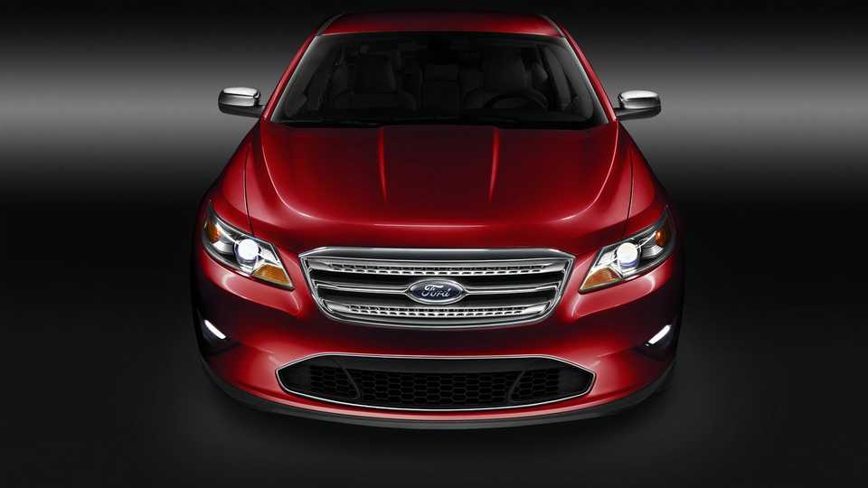 2012 Ford Taurus Pricing, Photos & Specs