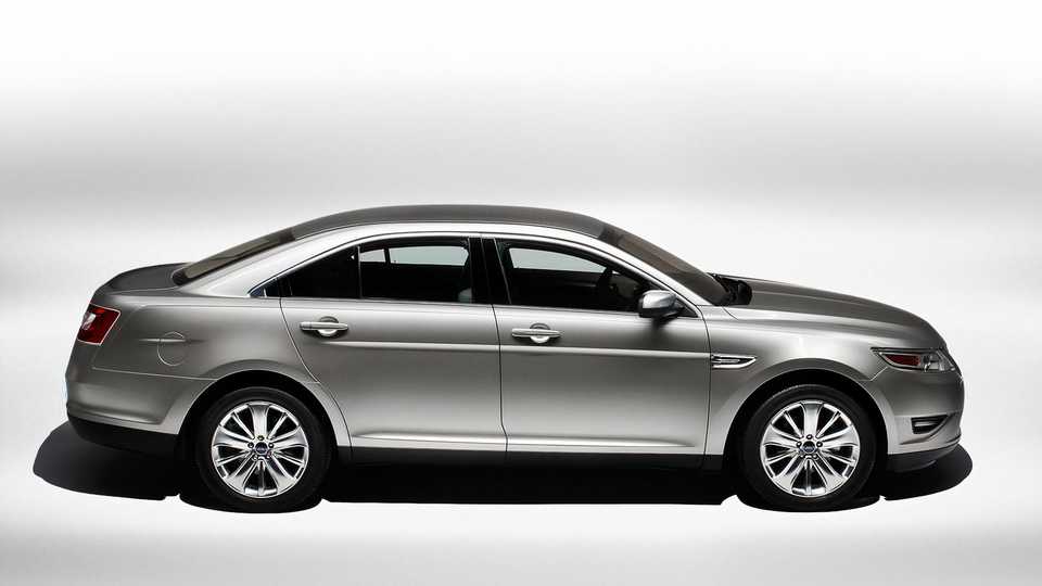 2012 Ford Taurus Pricing, Photos & Specs