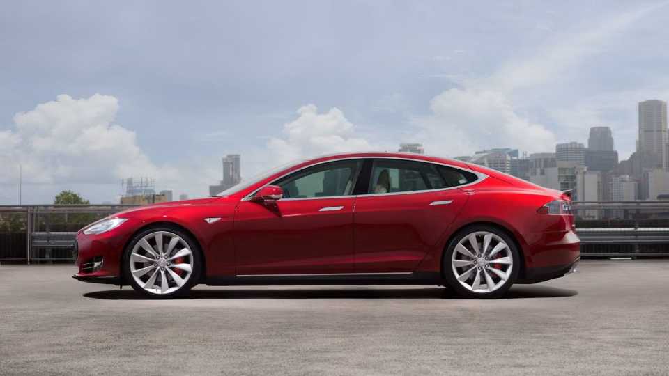 2012 Tesla Model S Pricing, Photos & Specs