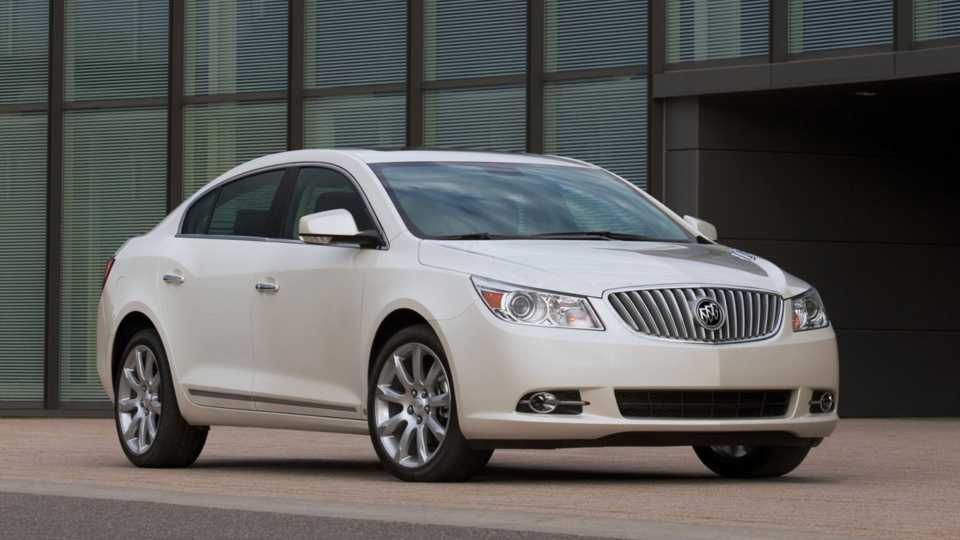 2012 Buick LaCrosse Pricing, Photos & Specs