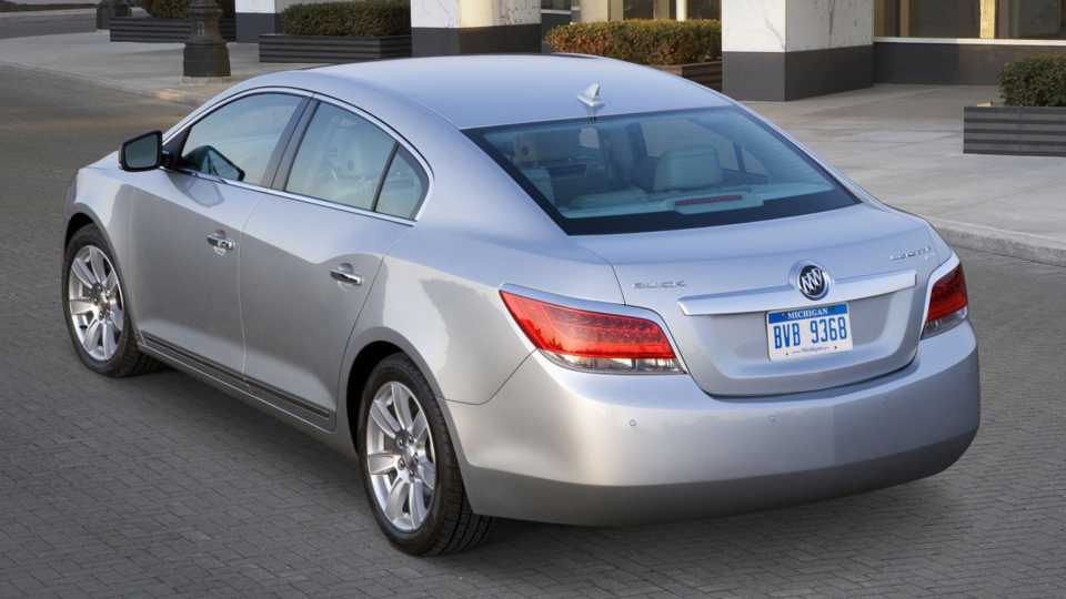 2012 Buick LaCrosse Pricing, Photos & Specs