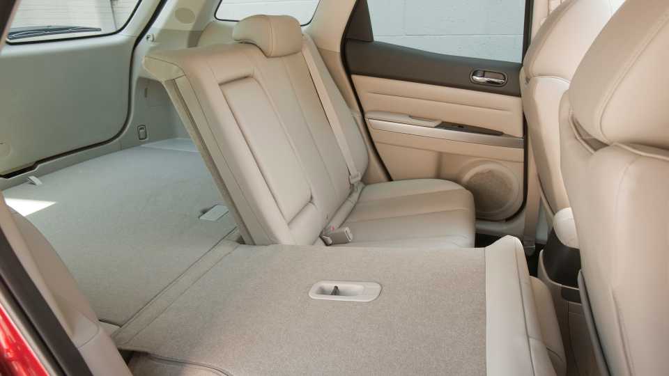 2012 Mazda CX-7 Pricing, Photos & Specs