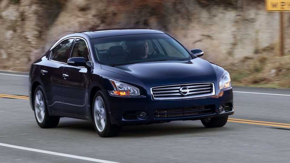 2012 Nissan Maxima Pricing, Photos & Specs